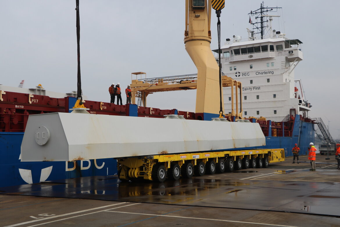 Heavy lift logistics and special transports | BLG LOGISTICS