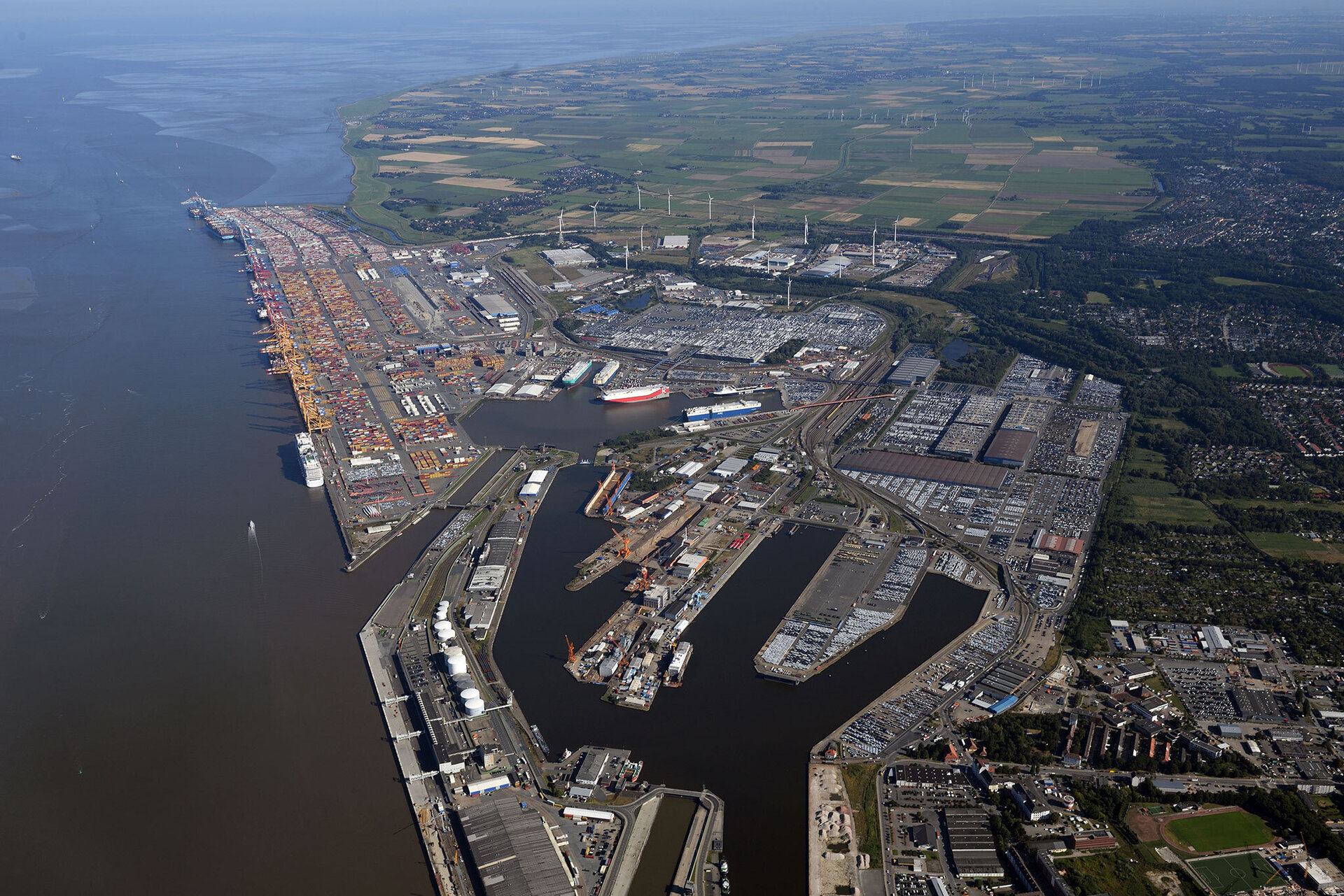 Global logistics service provider since 1877 | BLG LOGISTICS