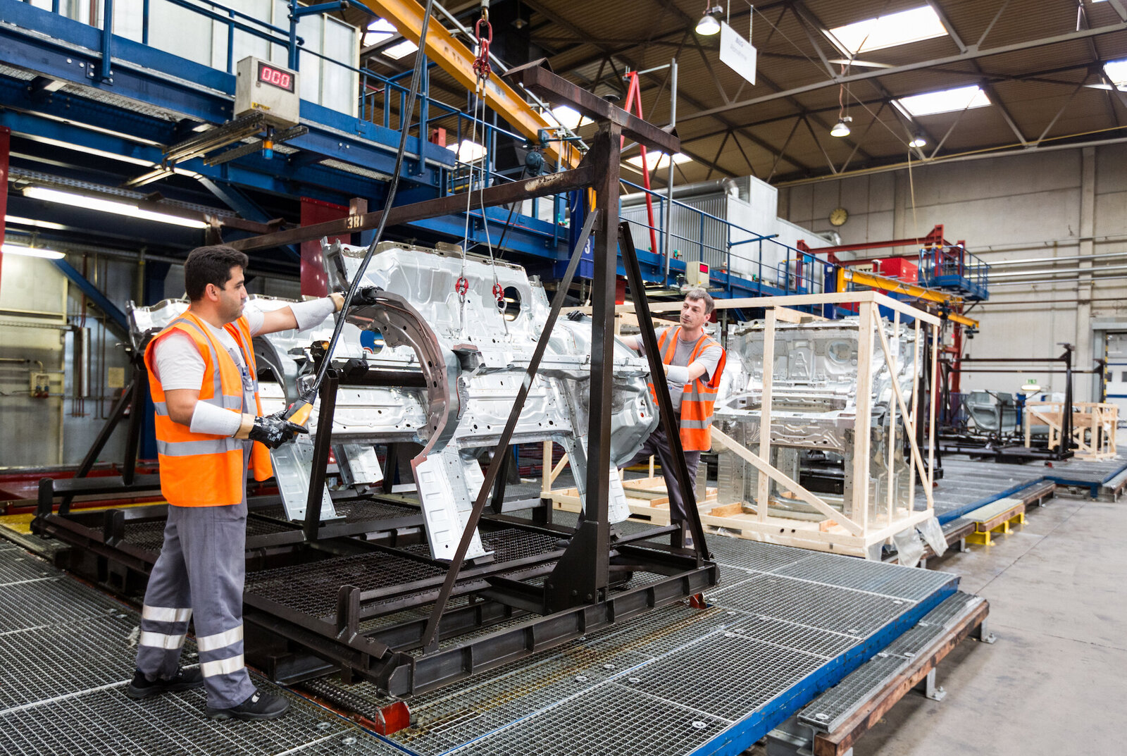 Automotive logistics | BLG LOGISTICS