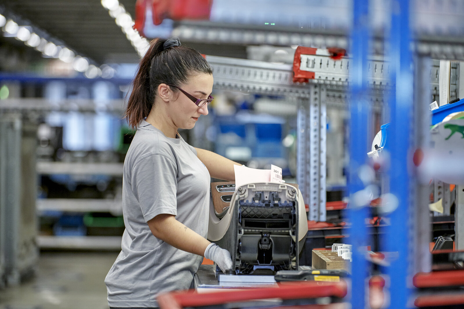 Value Added Services in logistics | BLG LOGISTICS