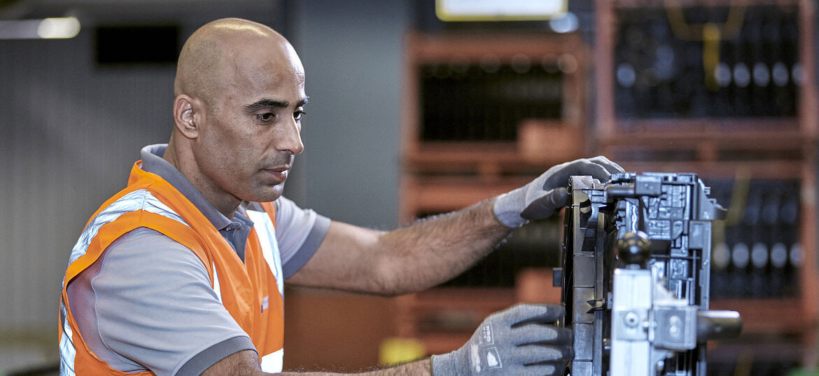 Value Added Services in logistics | BLG LOGISTICS