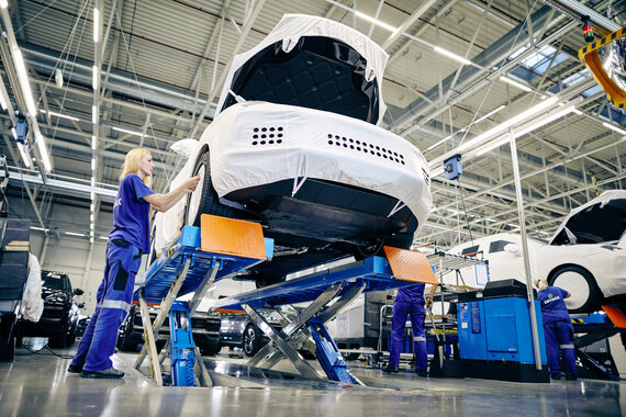 Automobile logistics | BLG LOGISTICS