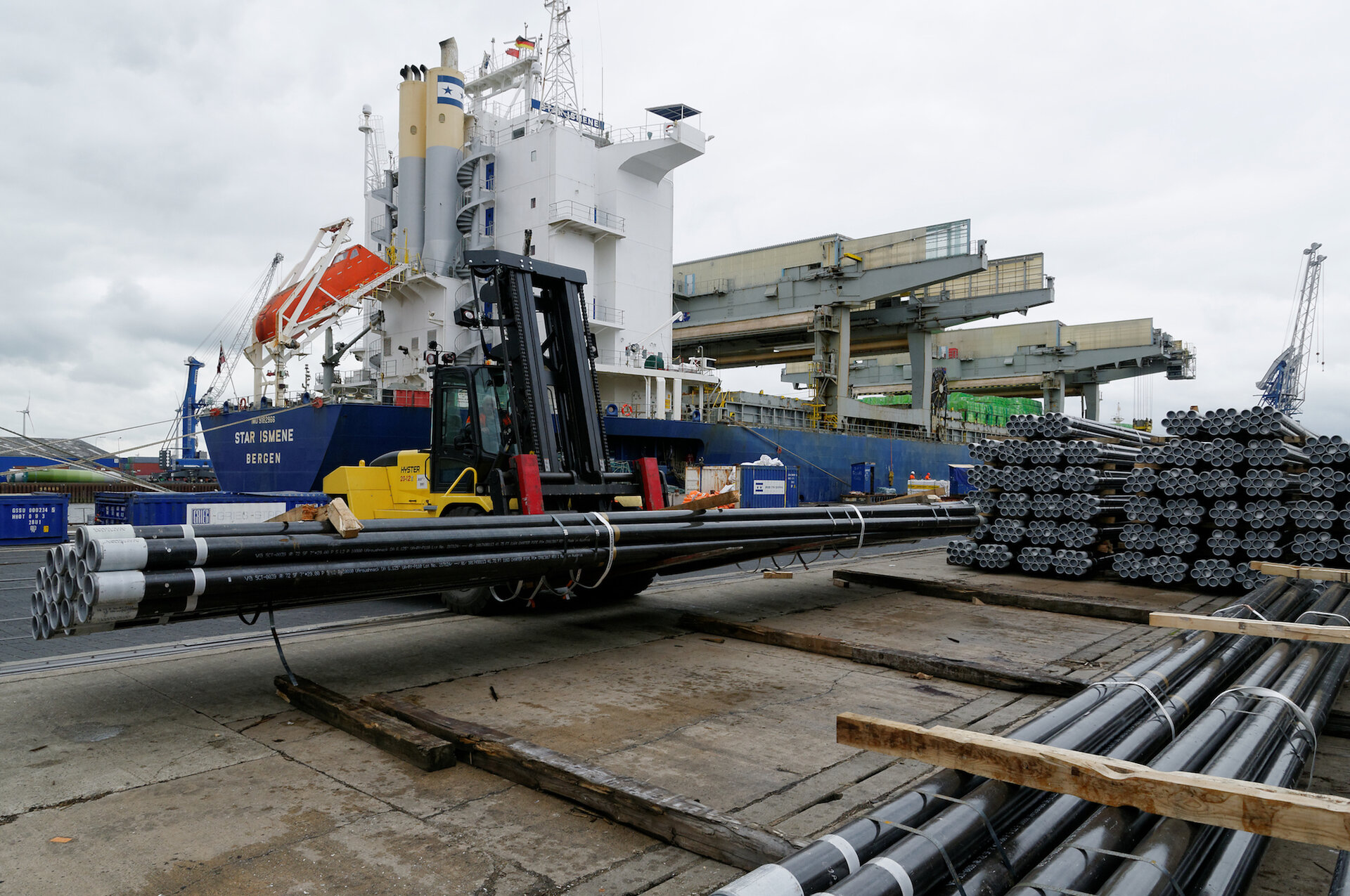 Heavy lift logistics and special transports | BLG LOGISTICS