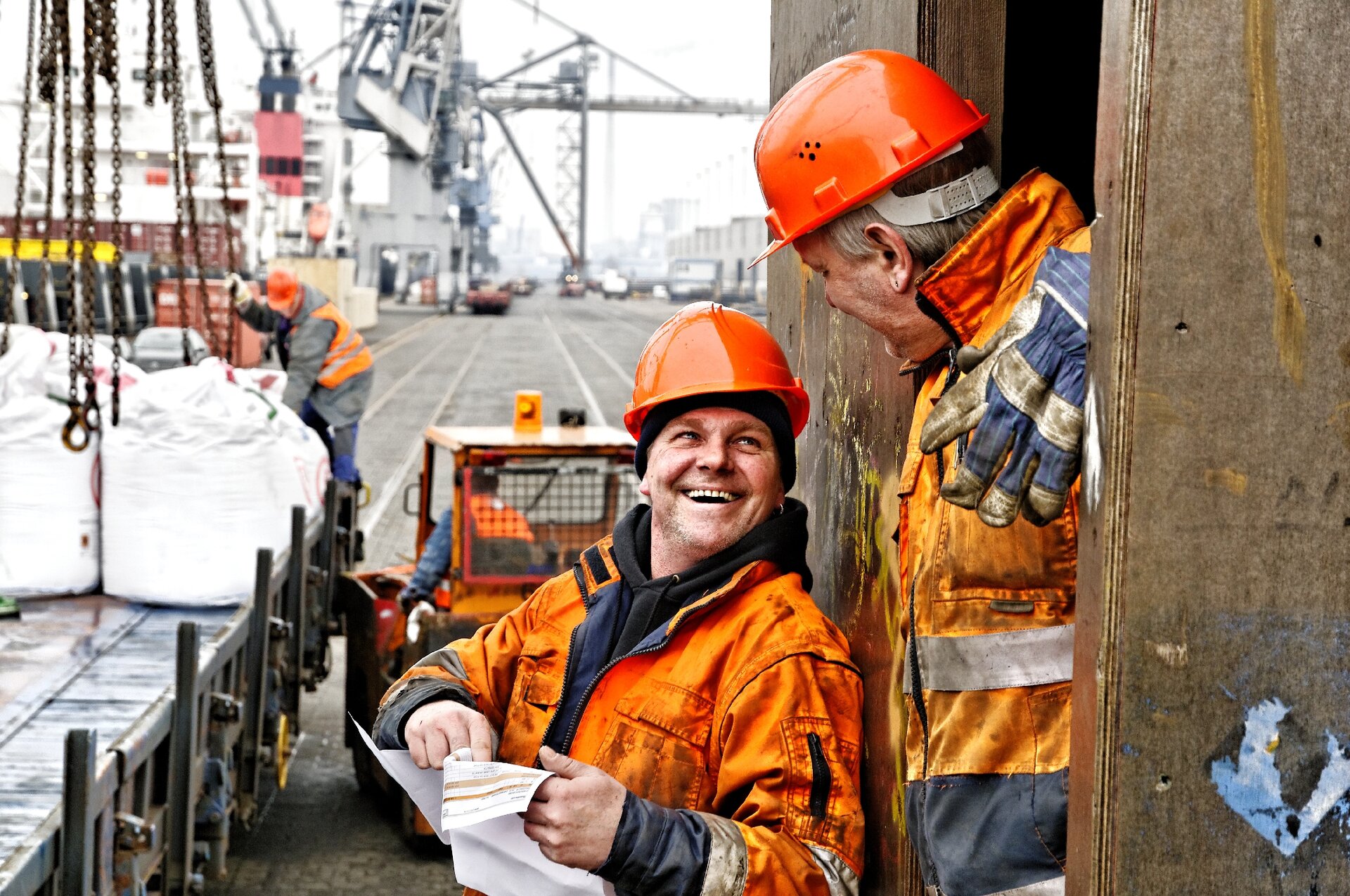 Break bulk terminal | BLG LOGISTICS