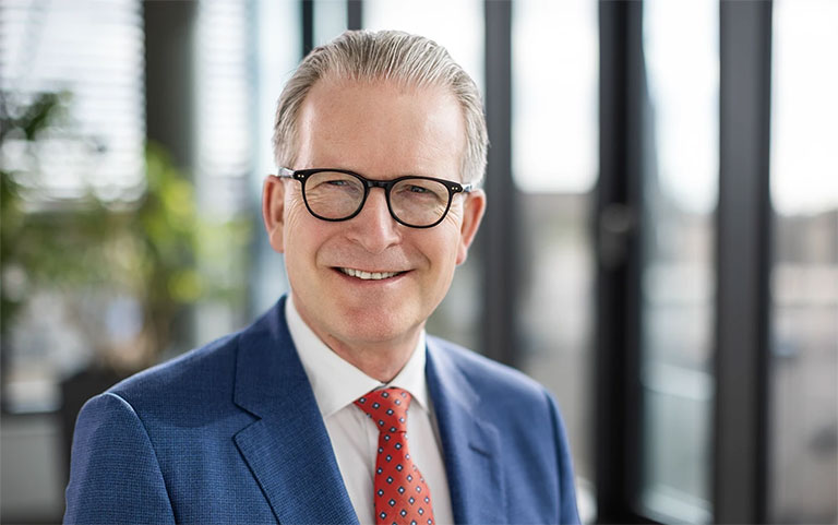 Our governing bodies | BLG LOGISTICS